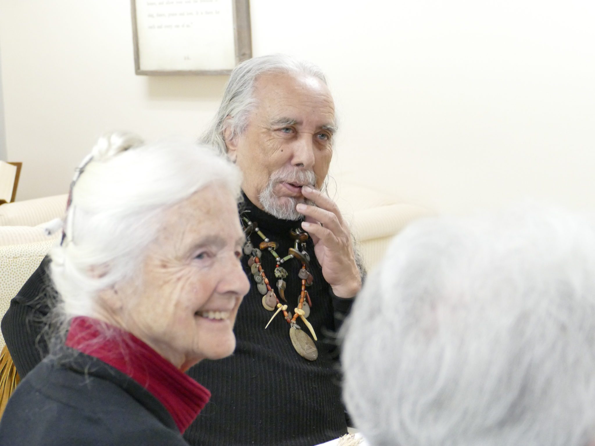 Sisters Offer Gifts to Sweetwater Cultural Center