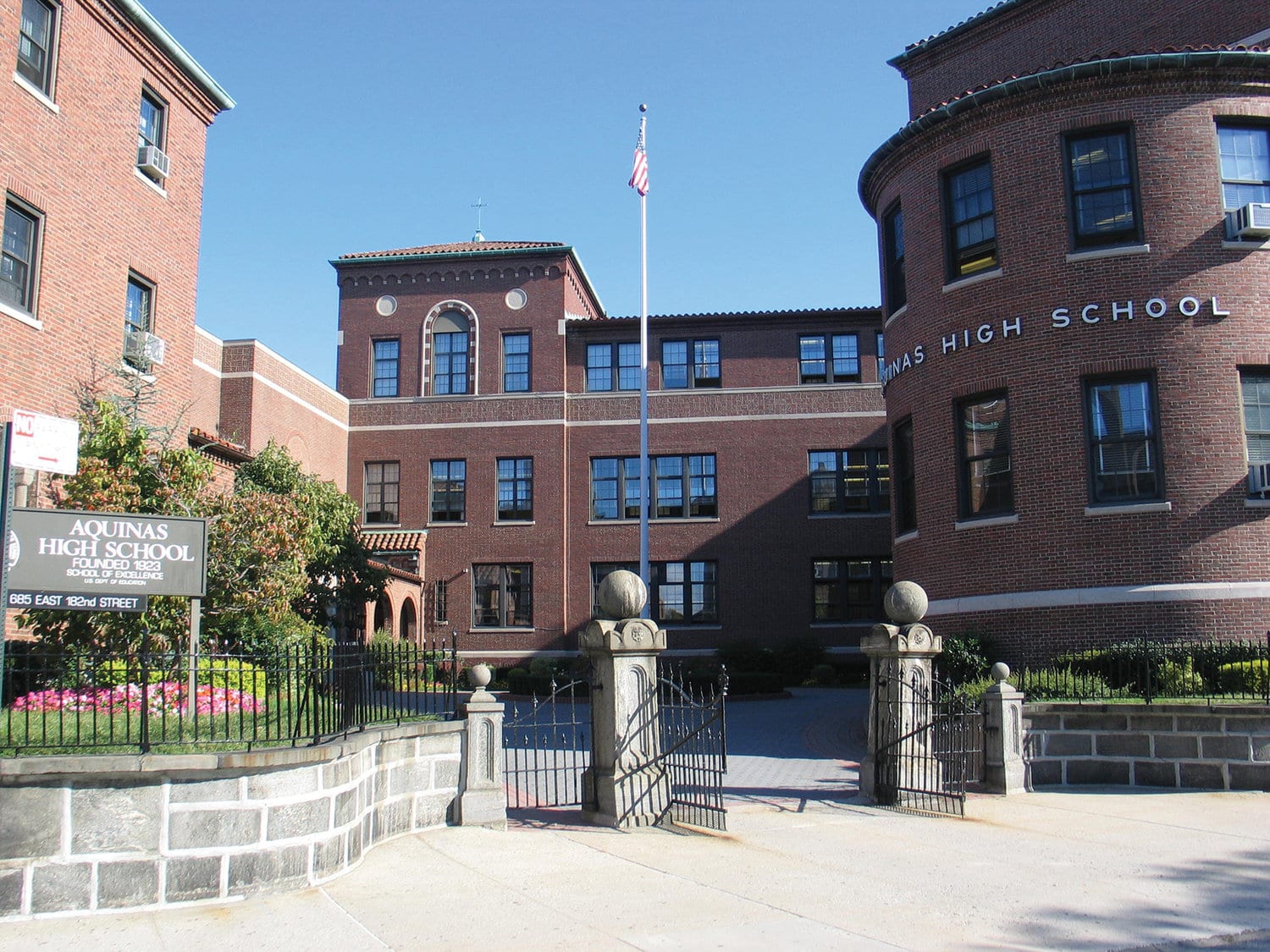 Aquinas High School Graduates Its Final Class – Dominican Sisters of ...